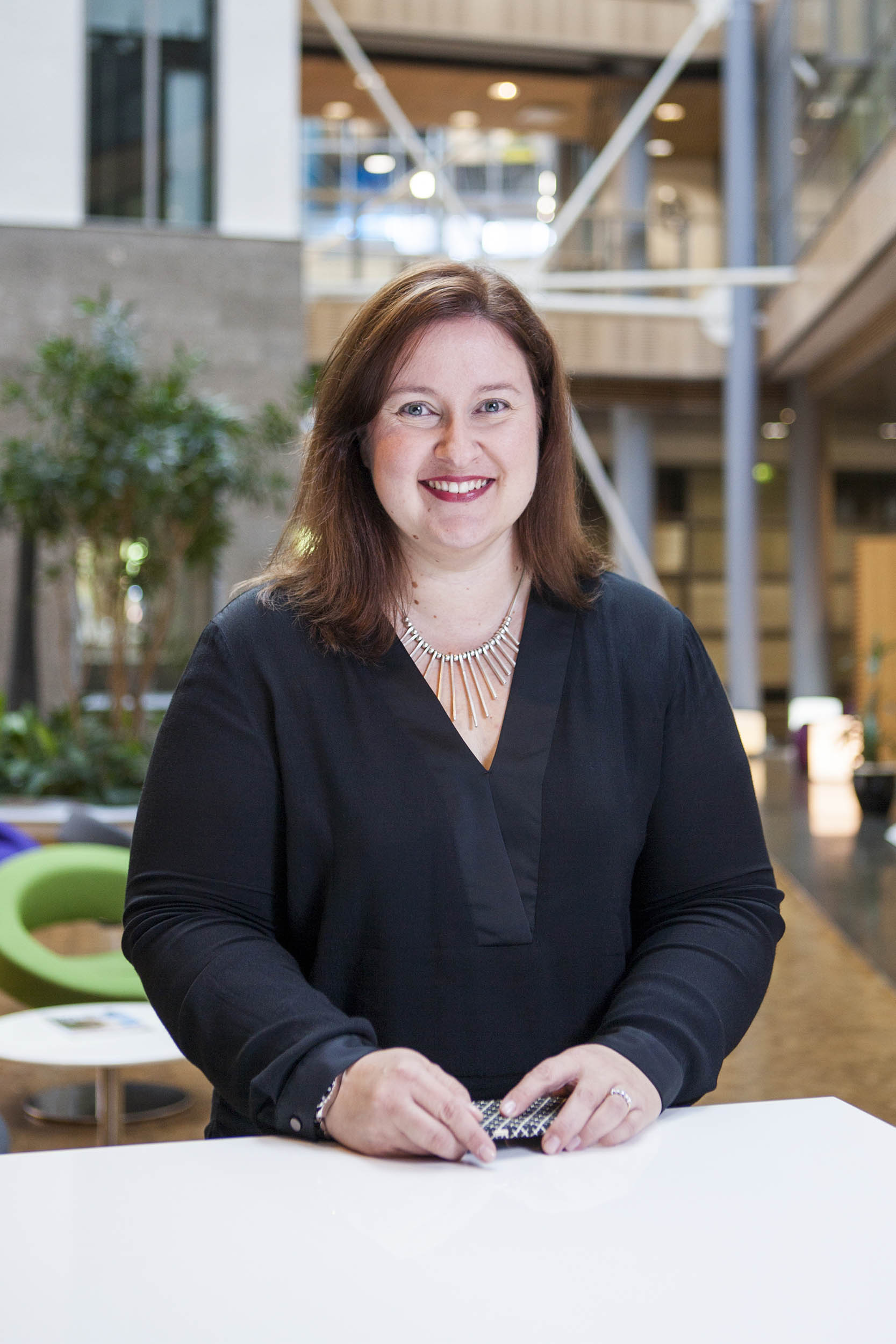 HOVI-AHTI ANNE - Papula-Nevinpat